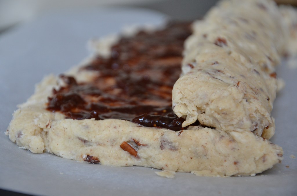 Cocoa -Figgy Scone Rolls